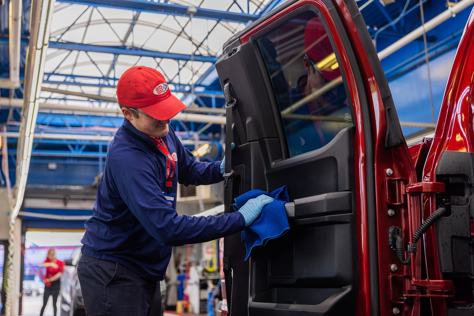 Car Detailing for Pet Owners: Keep Your Car Clean & Odor-Free | Delta Sonic